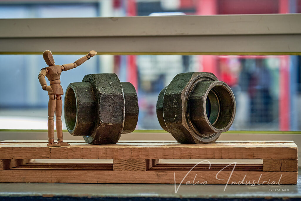 TUERCA UNION AC/FORJADA 3000# SOCKET WELD 2″ 51MM – Mostrador VALCO INDUSTRIAL