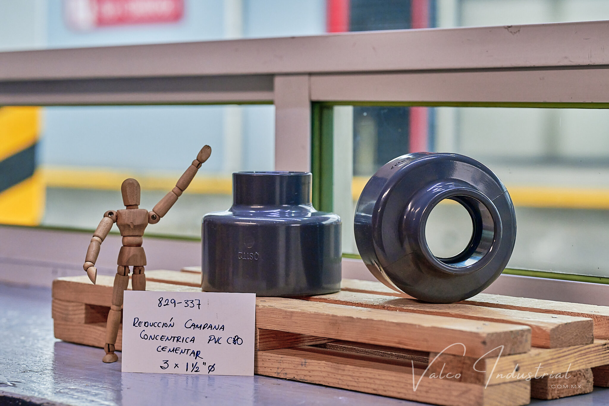 429-670FE Reducción Campana Excéntrica PVC Cédula 40 Cementar 12 X 10″ de Spears® – Mostrador ...