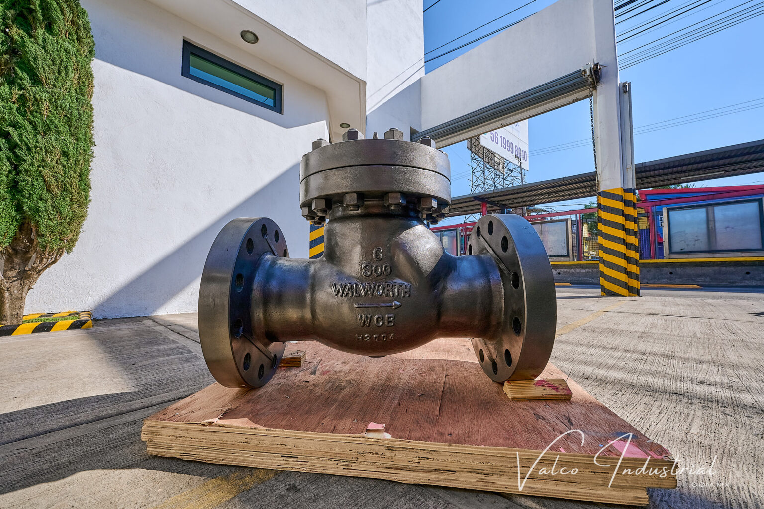 5353RF-060 Válvula Check Columpio de Acero Fundido Walworth 5353RF Clase 900 de 6″ 152MM ...