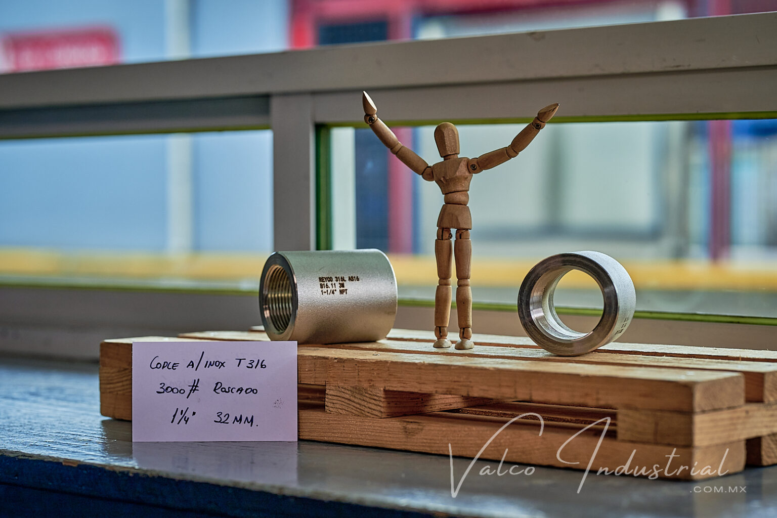 Coples Reducidos Acero al Carbón 3000# Socket Weld de 1 x 1/2 ...