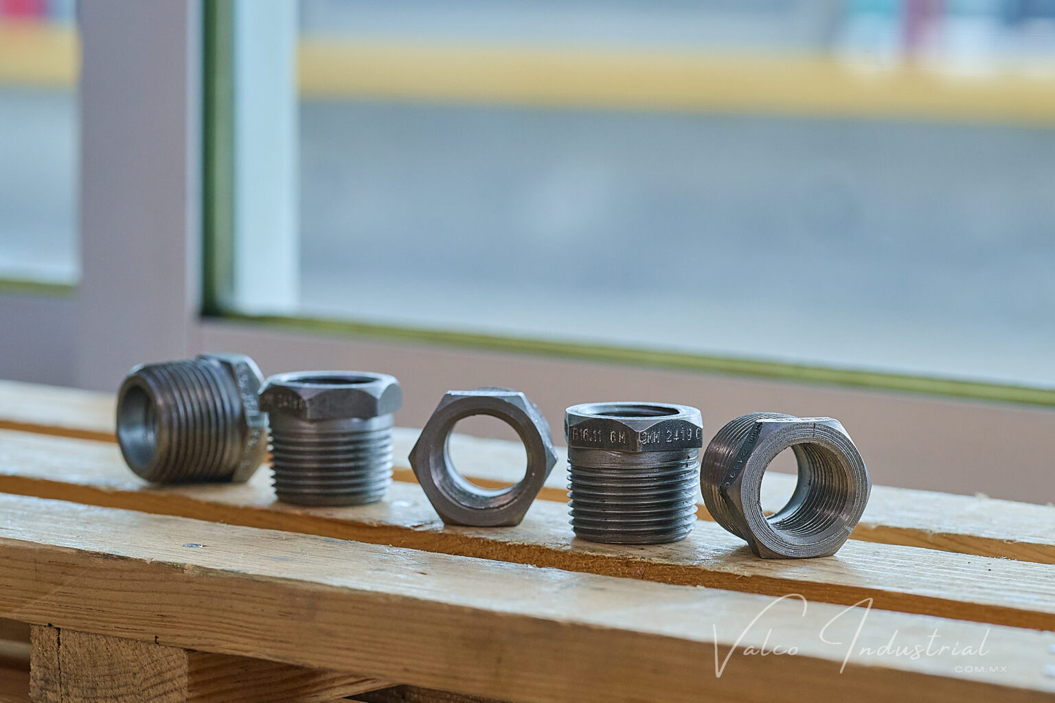 REDUCCIÓN BUSHING AC/FORJADA A105 6000# ROSCADA 3/4 X 1/2″ – Mostrador ...