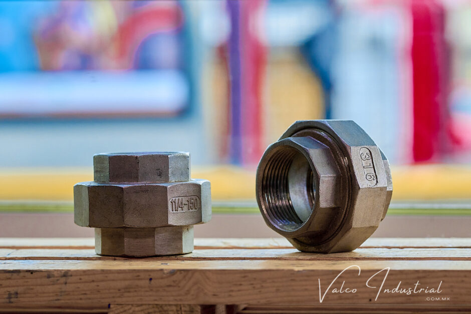 TUERCA UNION EN ACERO INOXIDABLE T316/L 150# ROSCADA 1-1/4″ 32MM ...