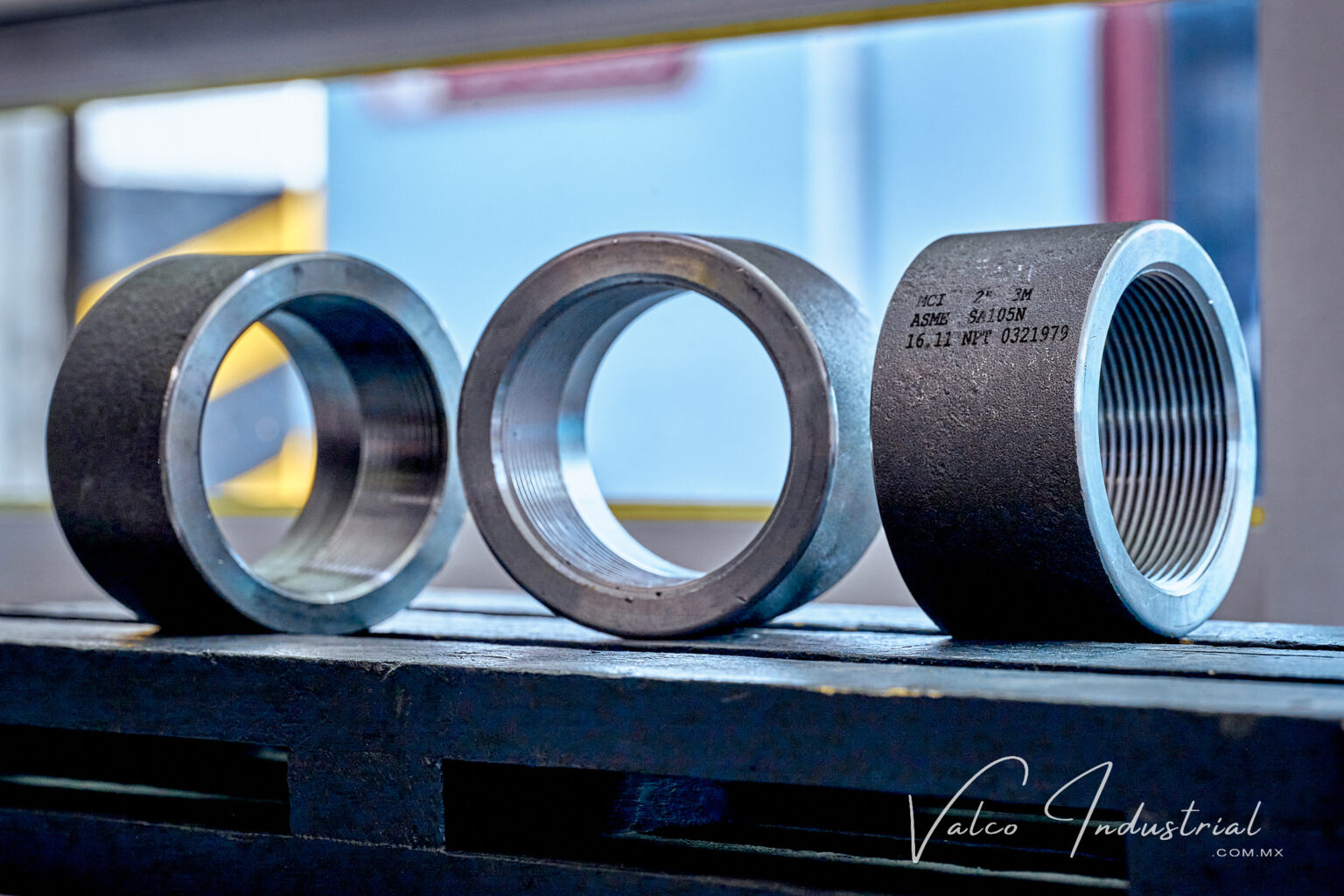 MEDIO COPLE A/F 3000# ROSC. 2″. FORGED STEEL FITTINGS 3M ASME SA-105N ...