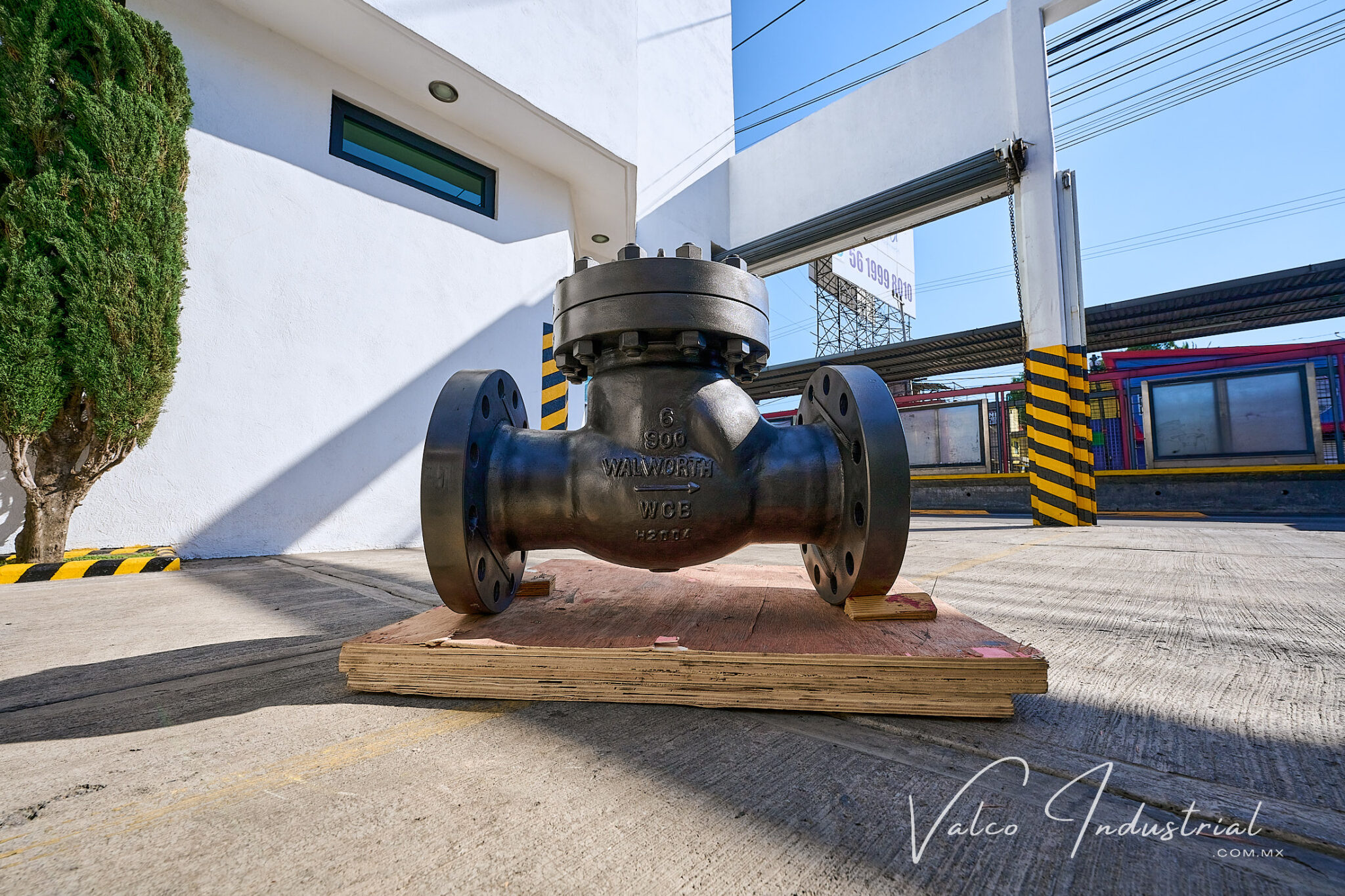 5353RF-060 Válvula Check Columpio de Acero Fundido Walworth 5353RF Clase 900 de 6″ 152MM ...