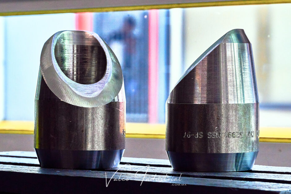 Latrolet de Acero al Carbón 4 X 1-1/2″ Socket Weld 3000# SA105 MSS-SP ...